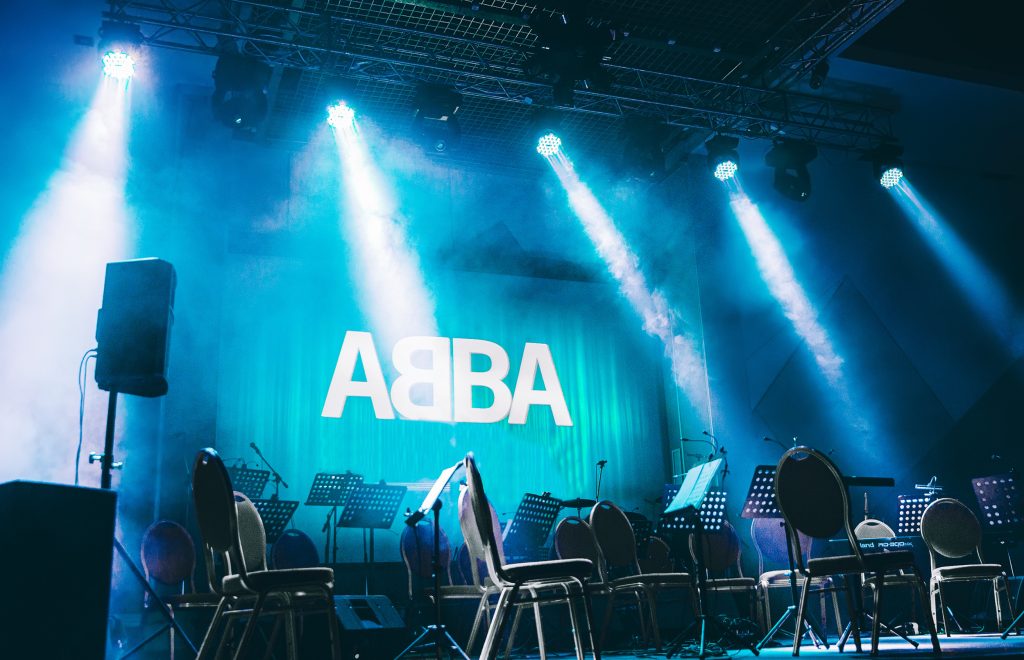 Abba's 'Dancing Queen' gets 1 billion views on YouTube: an iconic milestone - TechWarrant